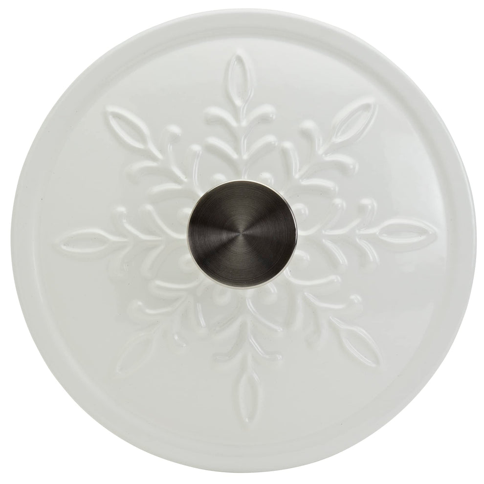 3-Quart Cast Iron Snowflake Dutch Oven, White | Smith & Clark